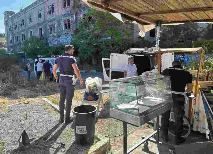 Castellammare, l'ex Colonia dei Ferrovieri abbandonata trasformato in ...
