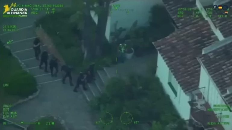 Oro, azioni e resort di lusso: il tesoro di Messina Denaro gestito dal ...