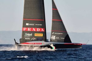 America's Cup, primo test a Cagliari per Luna Rossa: l'Ac75 vola a 42 ...