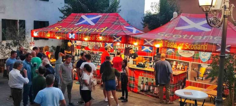 Naples transforms into an international village with 'Regions of Europe ...